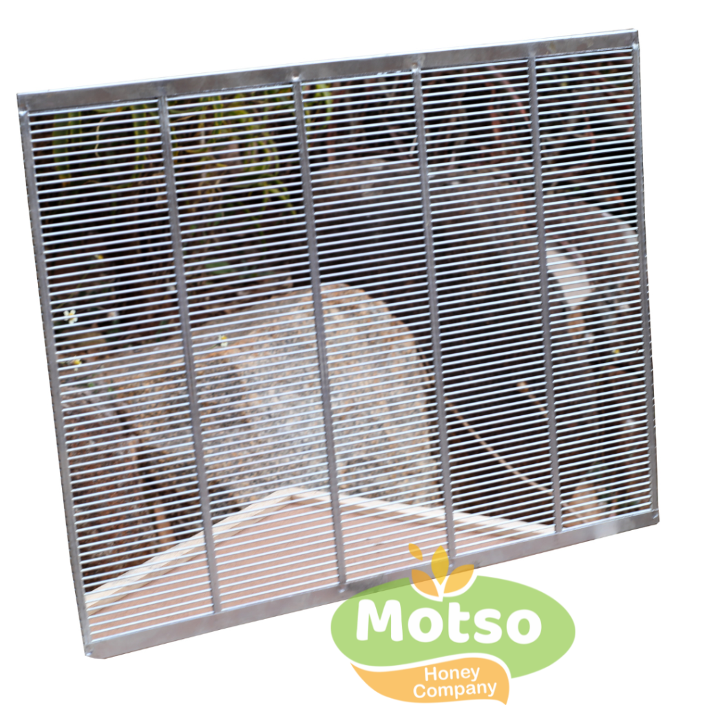 Queen excluder- metal - Motso Honey Company